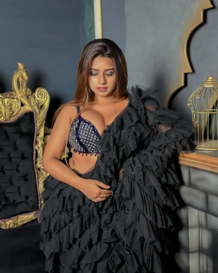 Suhana Khan Bares Cleavage In These Sexy Outfits